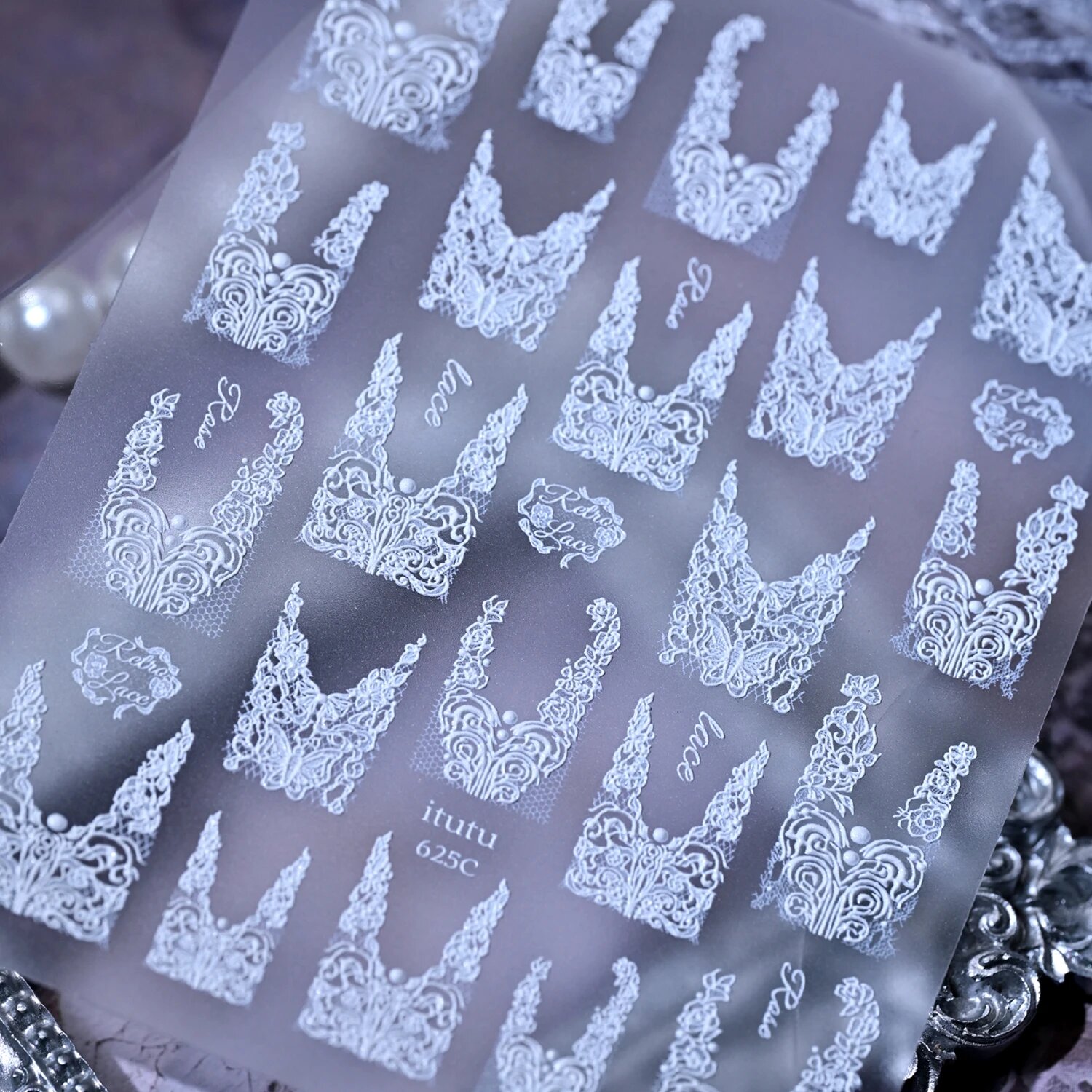 Голографические черные кружевные наклейки для ногтей MAFANAILS 1pcs white