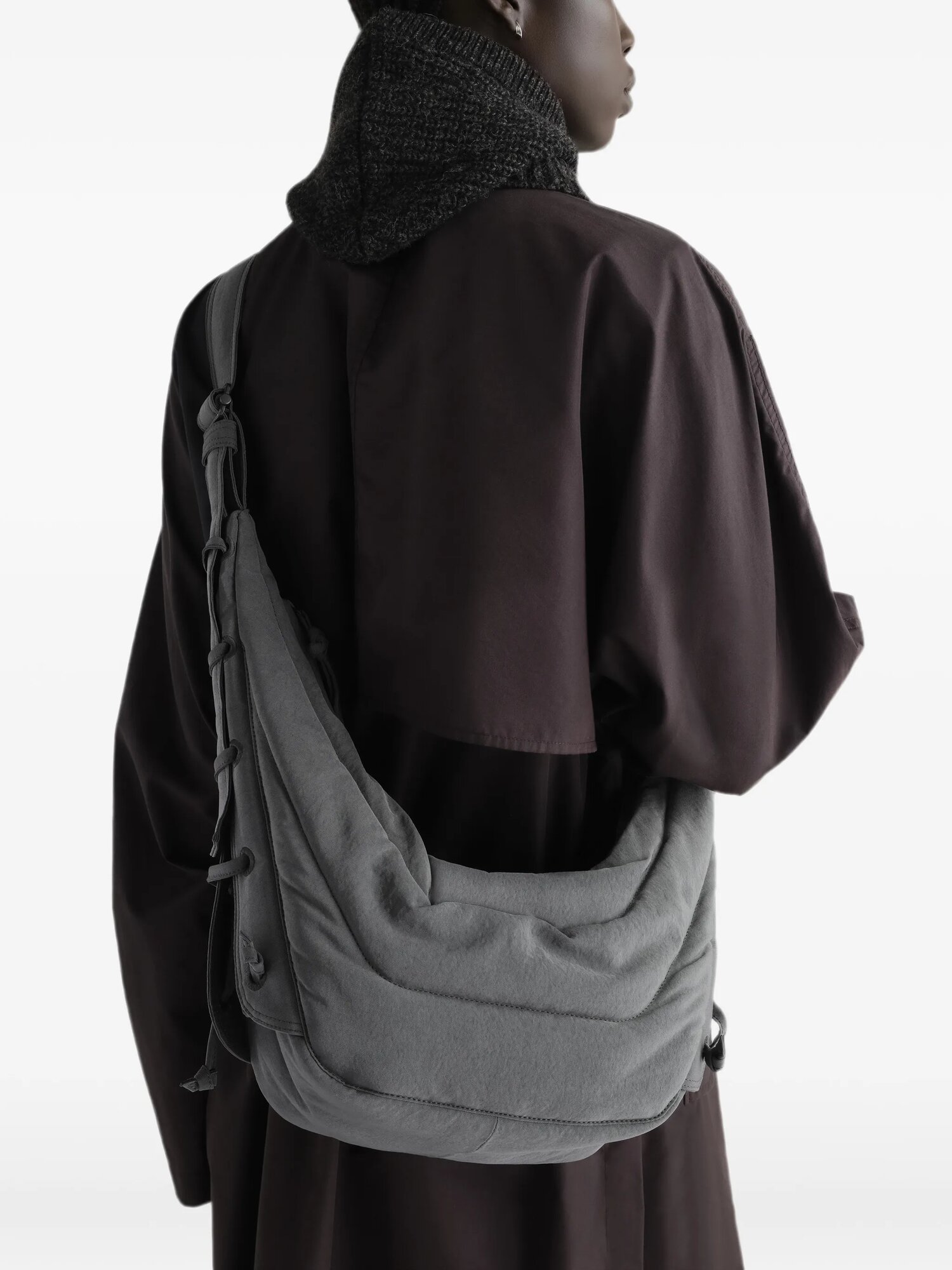 Сумка LEMAIRE Medium Soft Game bag in nylon canvas — фото 1