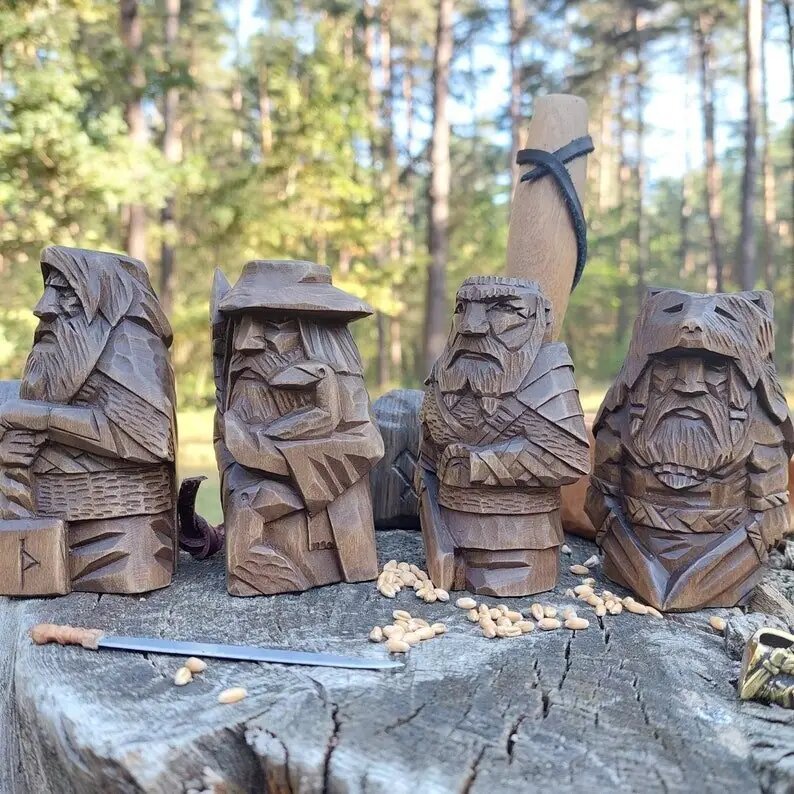 Античная фигурка Одина, средневековый декор, сувенир по мотивам северной мифологии, Еретик с двумя клинками,1шт.