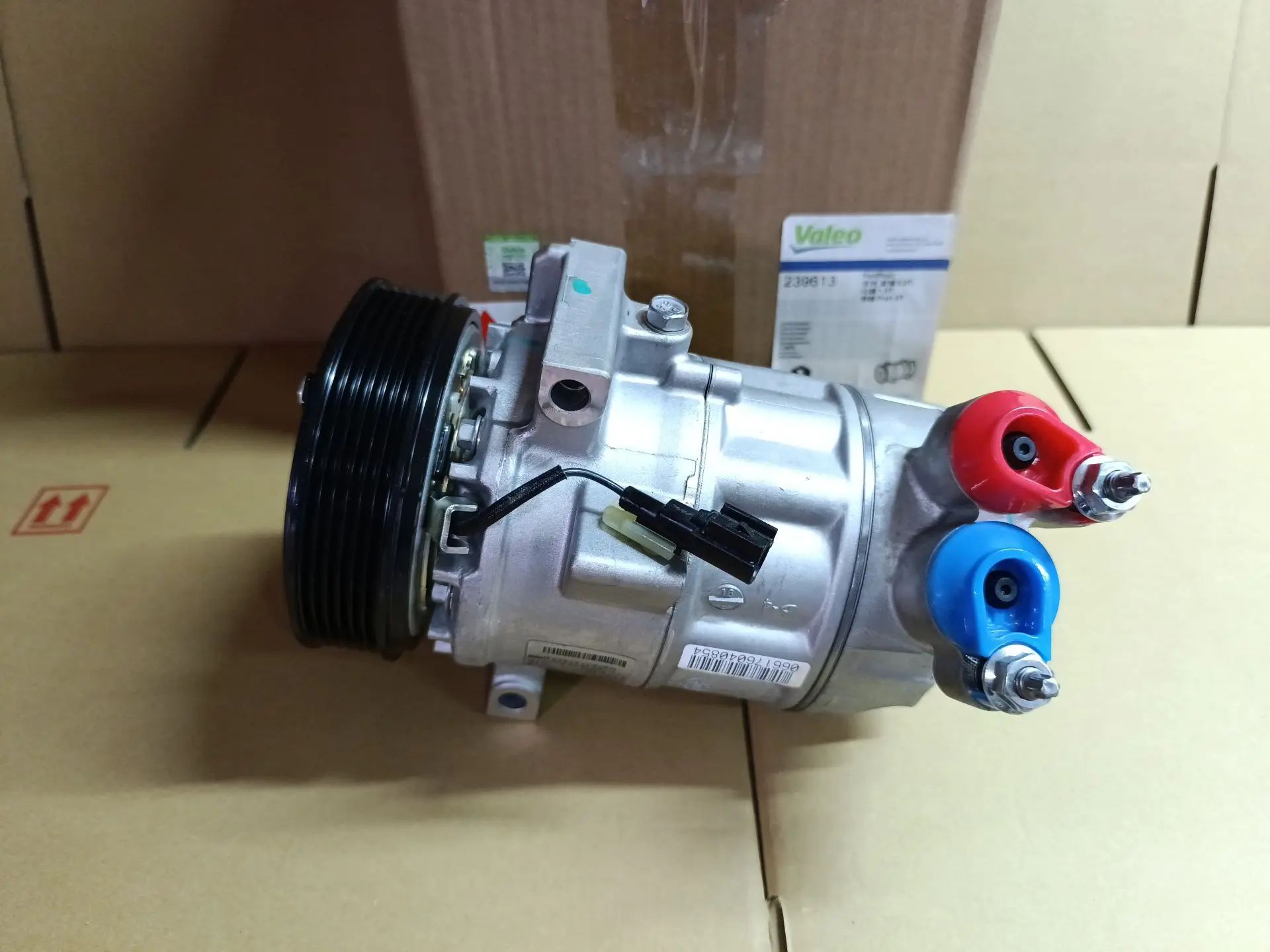 Компрессор кондиционера VALEO подходит для автомобилей Geely Coolray (18-)/Tugella (19-) 1.5T/2.0T