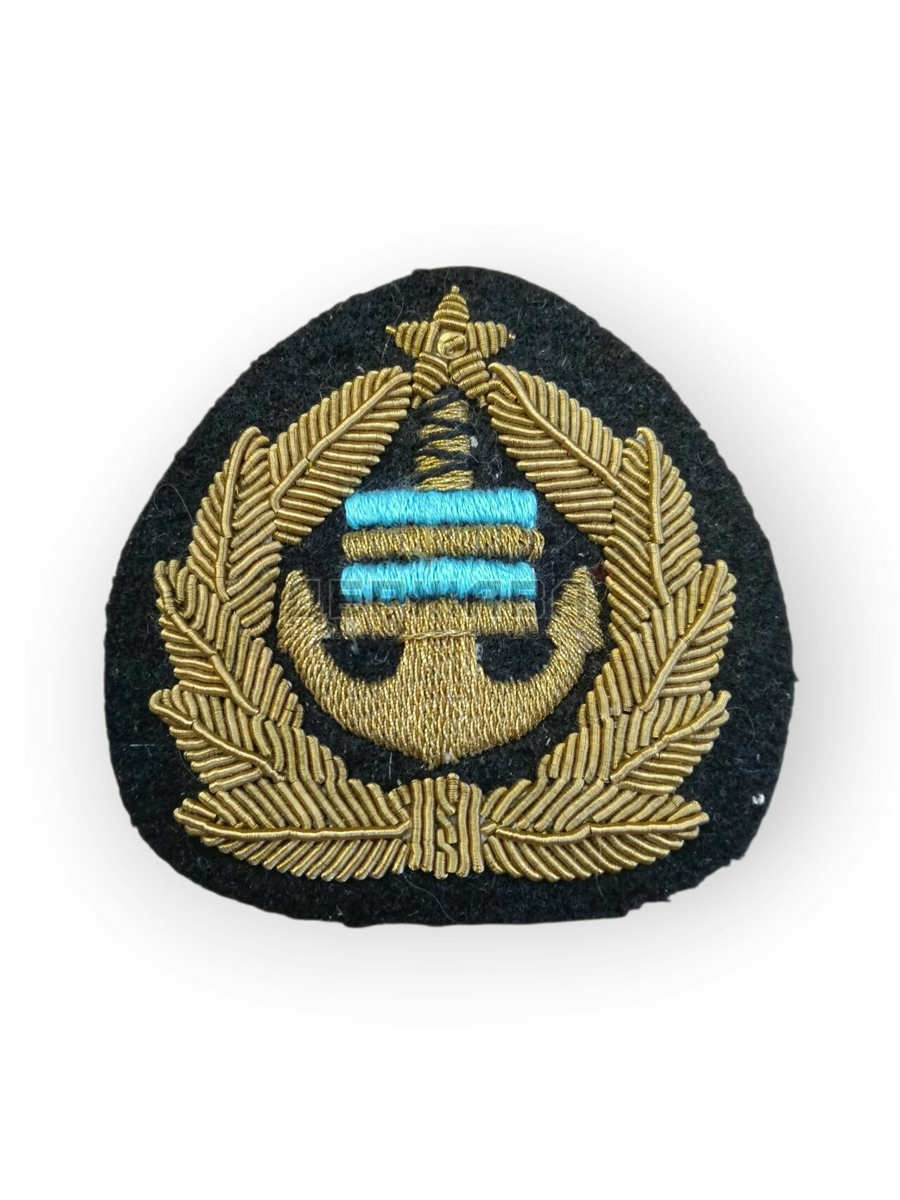 Кокарда младшего и среднего комсостава морской разведки нефти и газа СССР