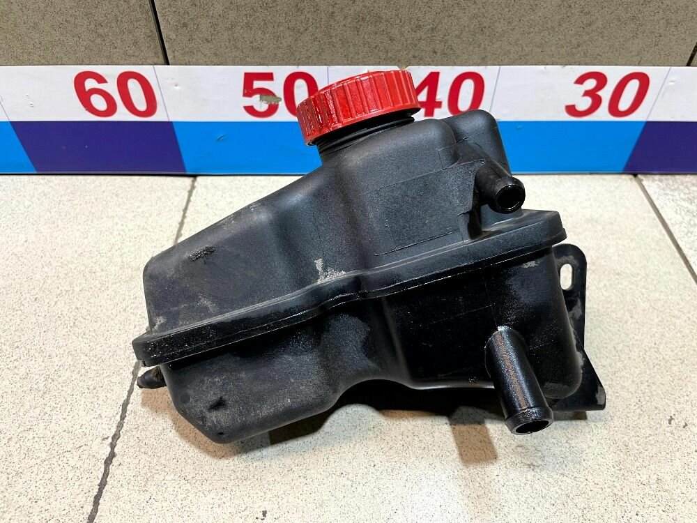 Бачок гур Peugeot 406