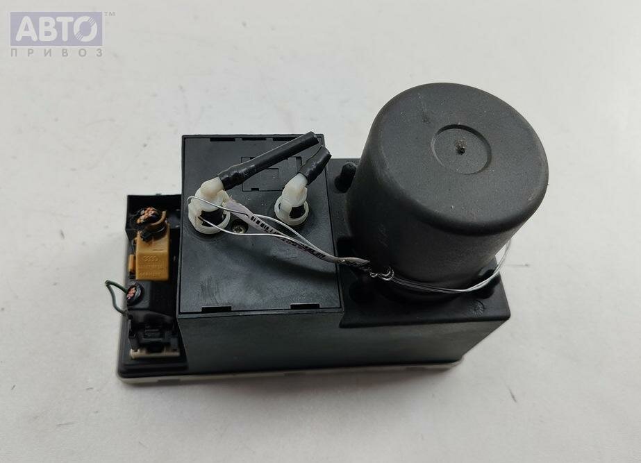 Компрессор центрального замка Audi A4 B5 (1994-2001)