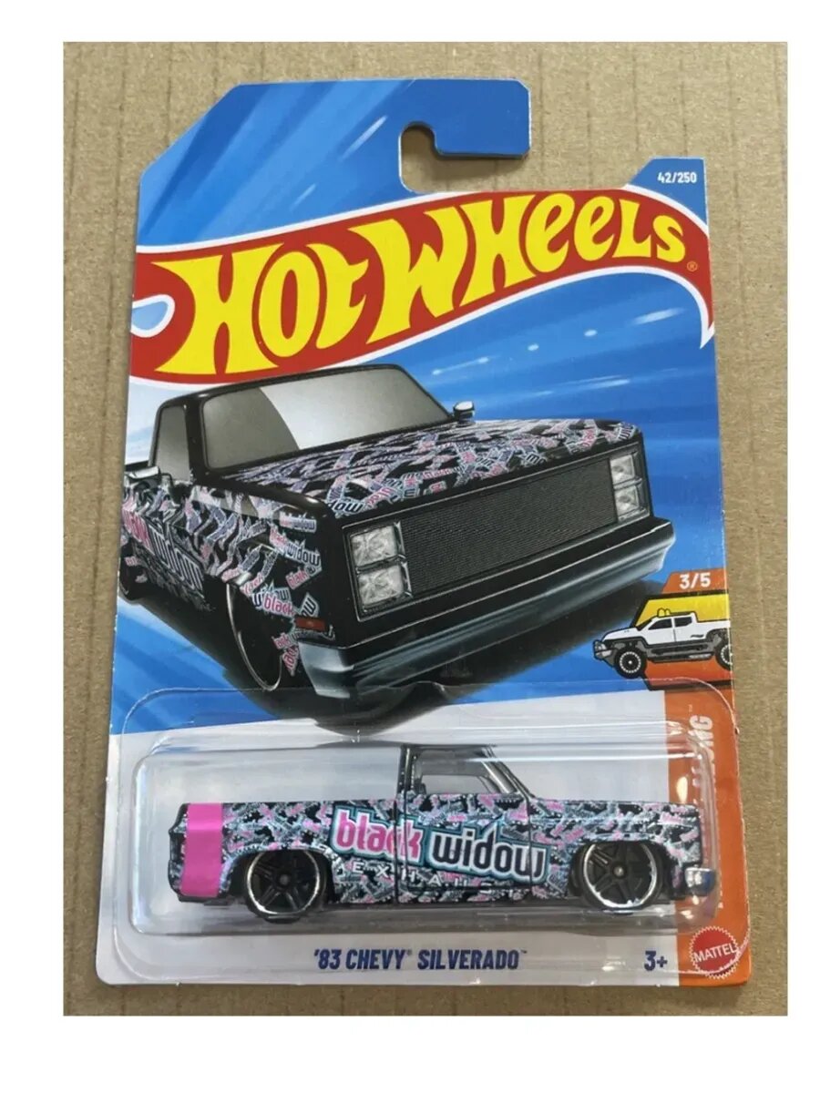 Машинка коллекционная '83 Chevy Silverado "Black Widow"