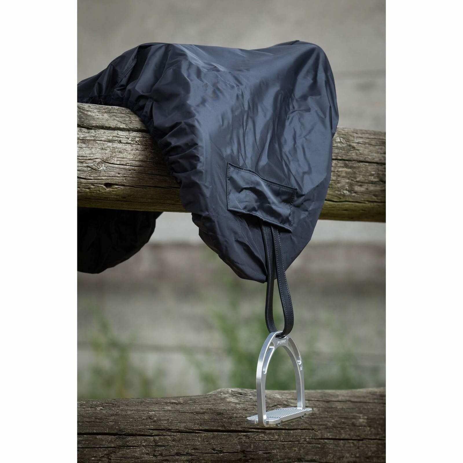 DECATHLON чехол для седла лошади Decathlon HFI 1, черный
