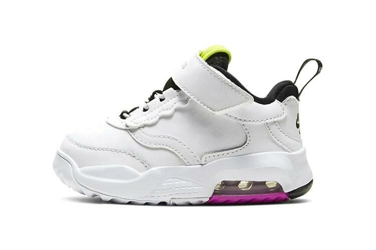 Кроссовки Air Jordan Max Aura 4