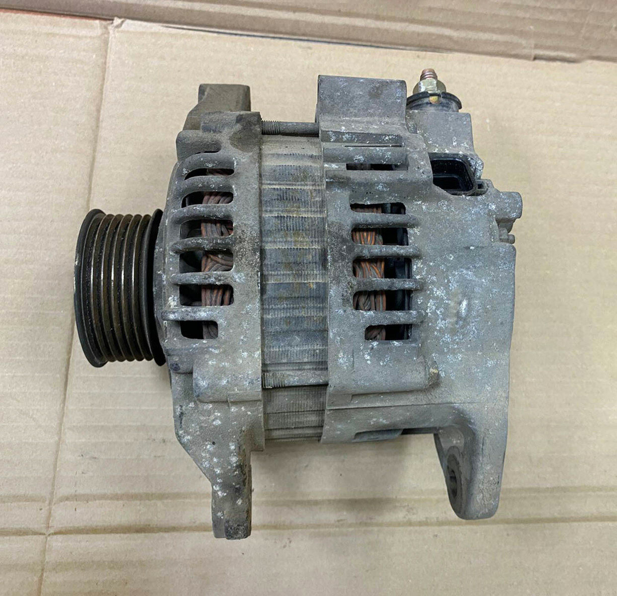 Генератор Nissan Primera P11 / P12/ Almera N16/ N15