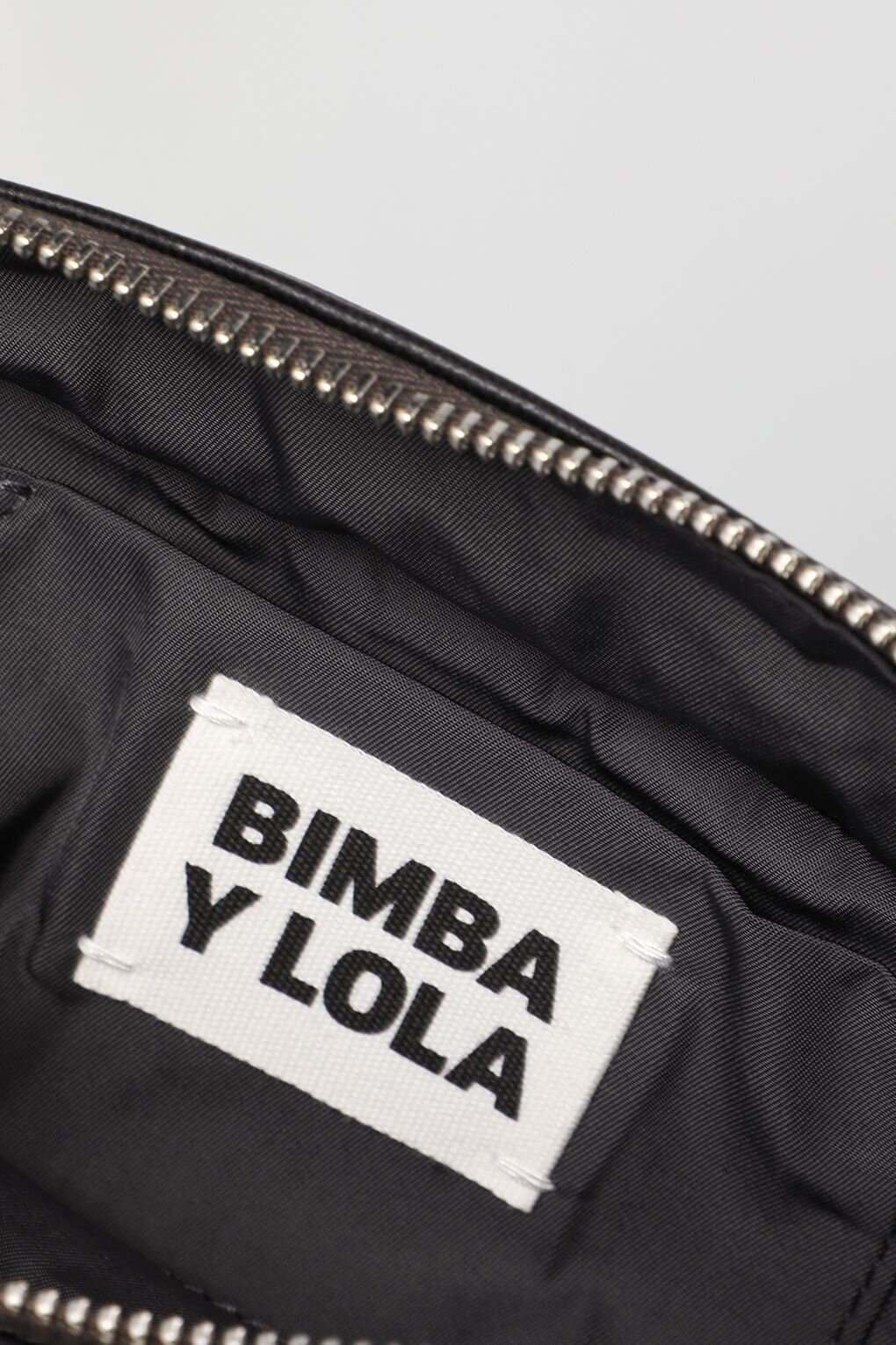 Сумка поясная BIMBA Y LOLA, черный — фото 1