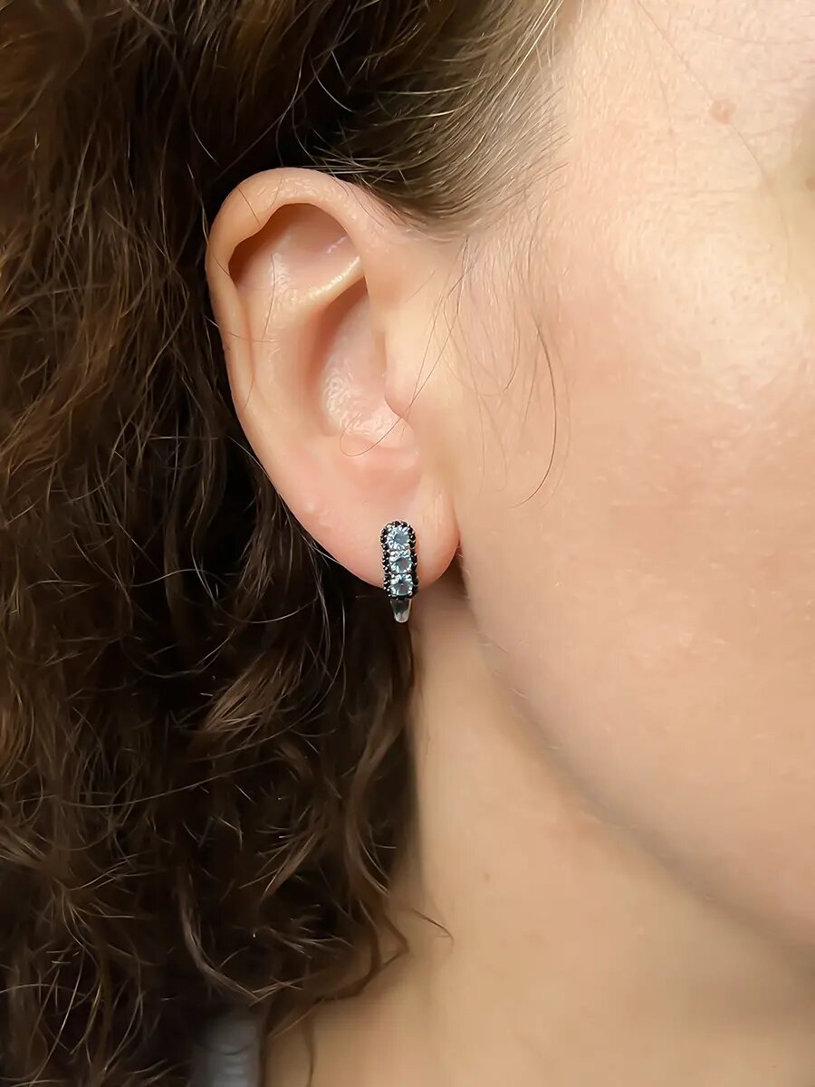 Серьги, серебро, 925 проба, родирование, турмалин синтетический, шпинель