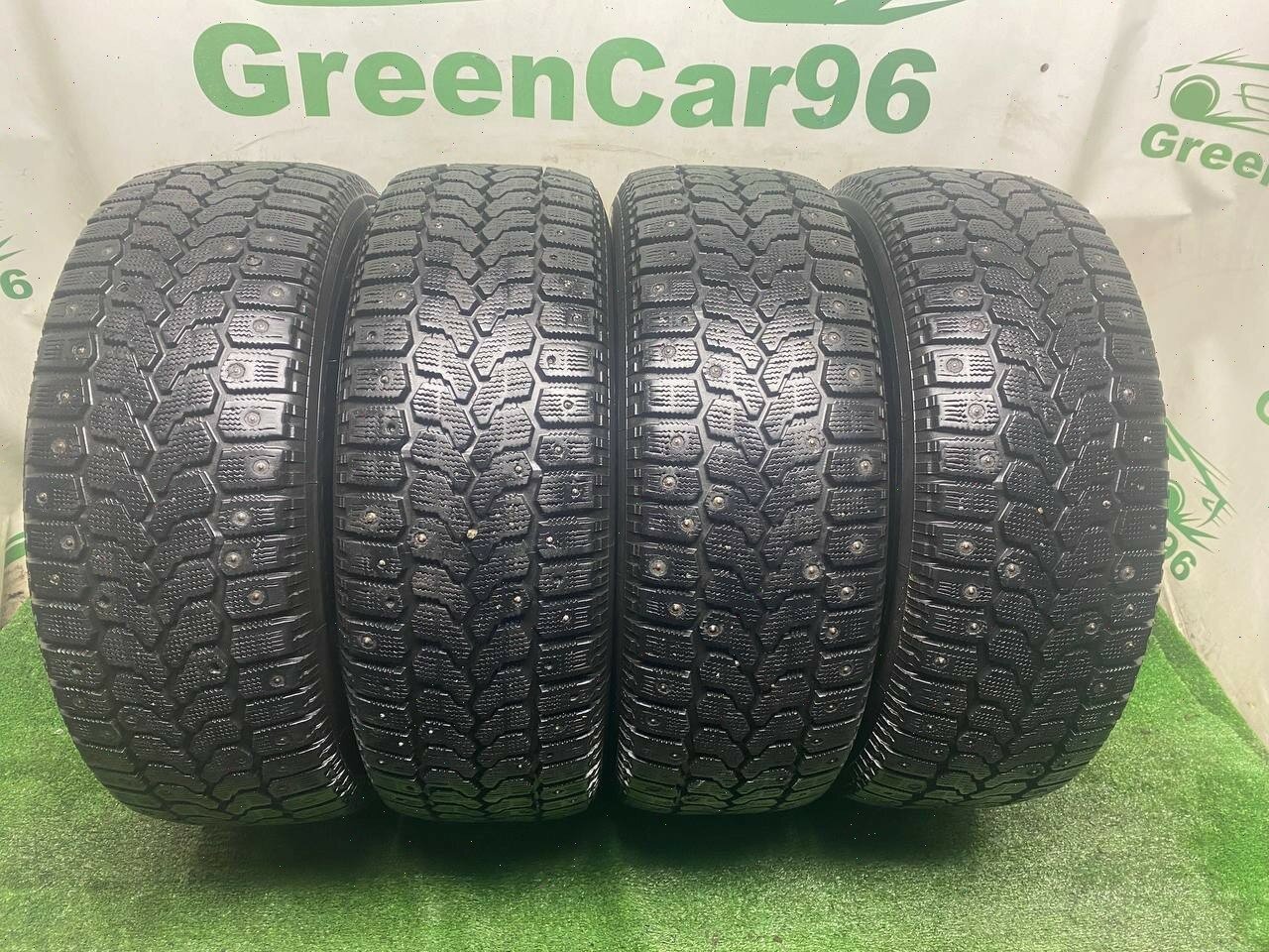 Комплект (4 шт) зимних БУ шин Yokohama Ice Guard F700Z 205/55 R16 20% износ NYH889896
