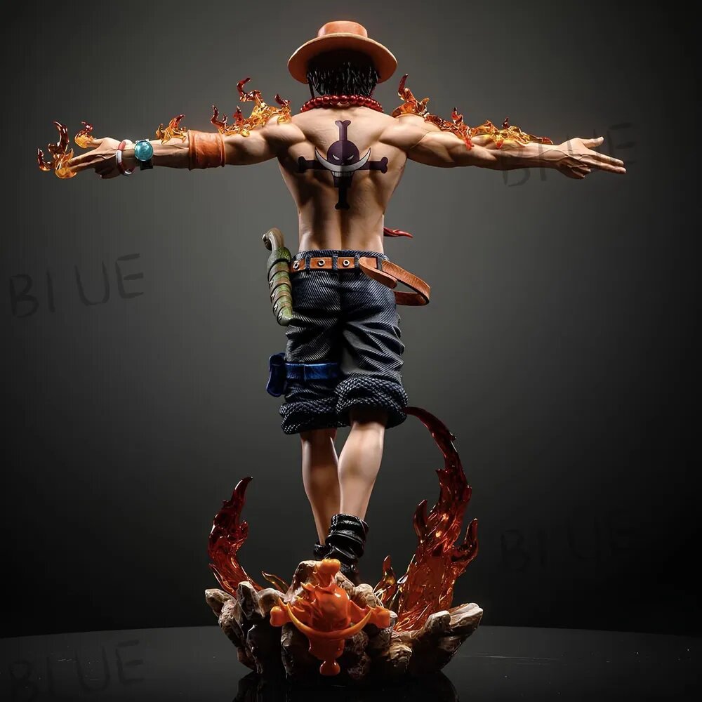 Фигурка Ван Пис Портгас Д. Эйс / One Piece Portgas D. Ace с подсветкой (28см) — фото 1