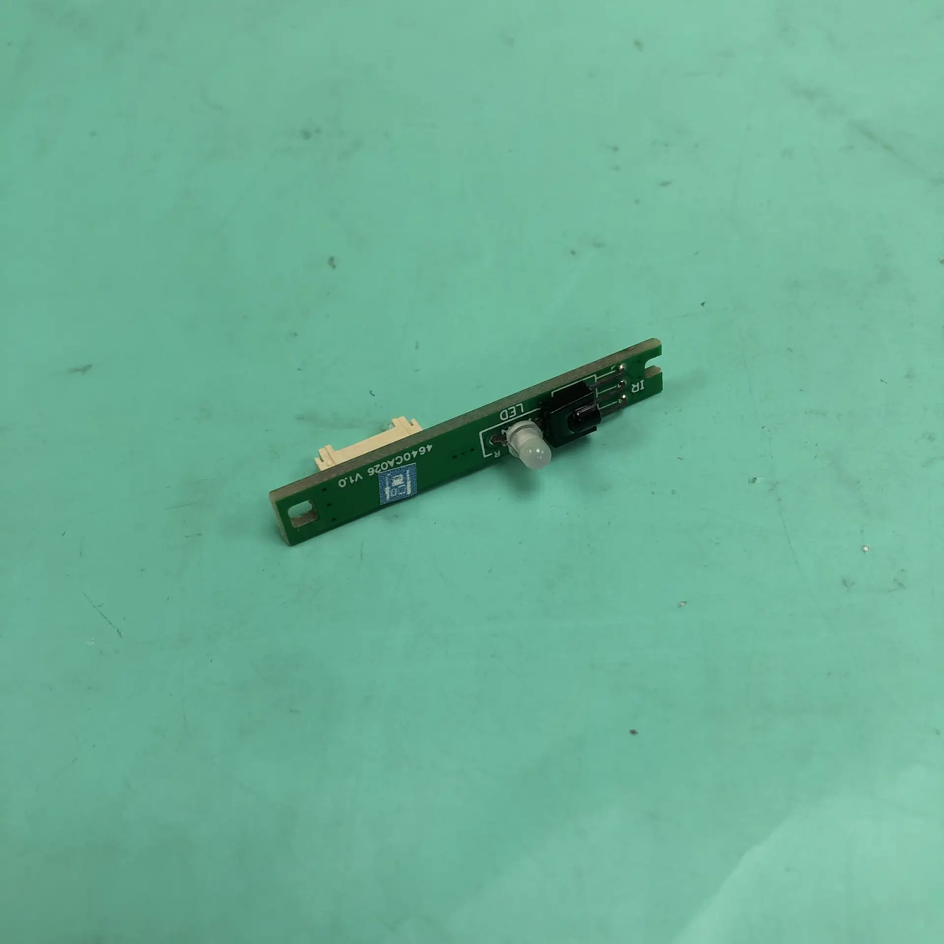 ИК датчик 4640CA026 V1.0 DEXP F40E8000Q