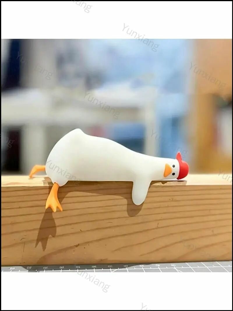 Фигурка декоративная