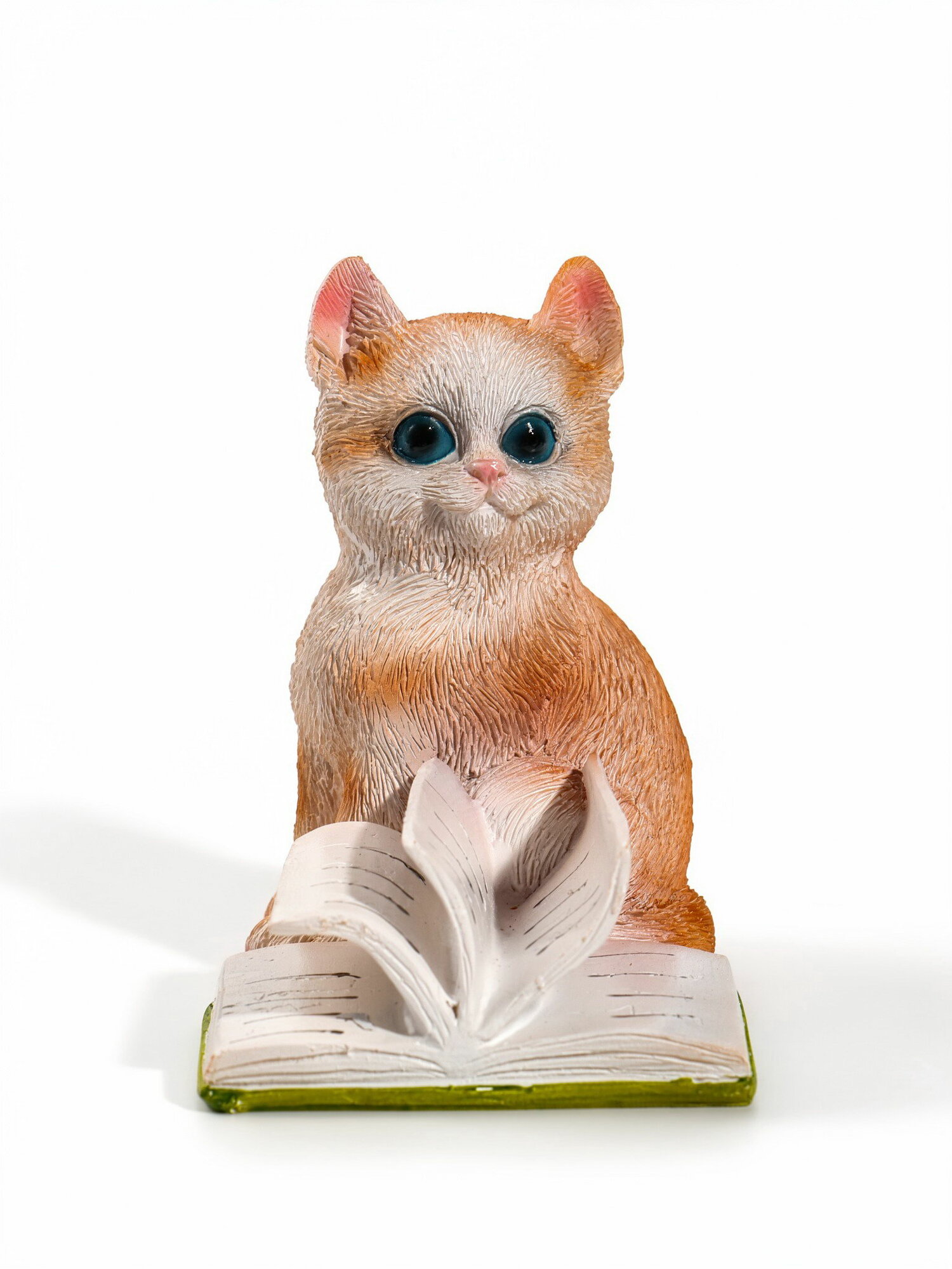 Фигурка "Котёнок листает книгу", 10x7.2x10.5 см, цвет: оранжевый