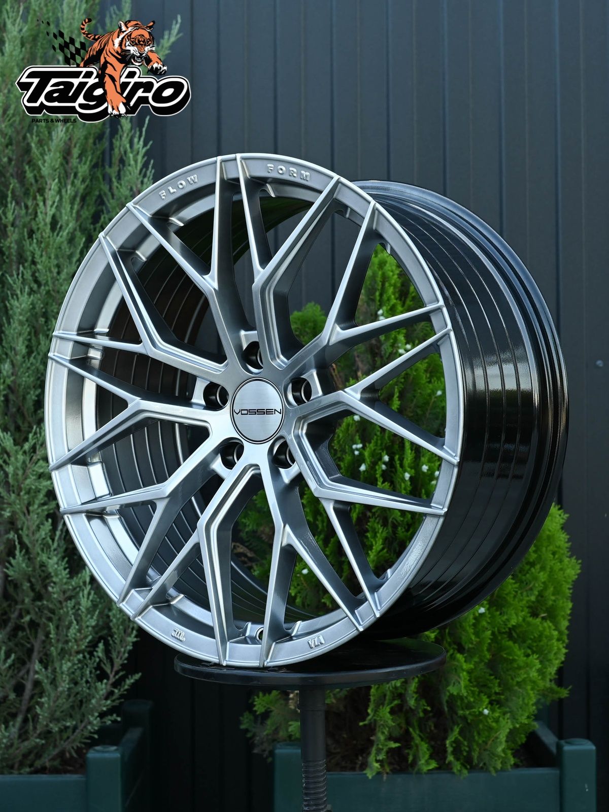 R19 Литые Диски Vossen 3323 Стиль 8.5J ET38 5*112 Cеребро (F107)