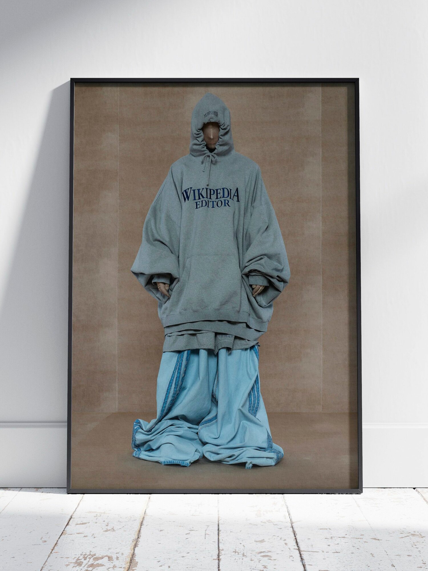 Плакат на стену для интерьера Ветмо (Vetements 6) - Постер по модели, бренду и моде формата A4 (21x30 см)