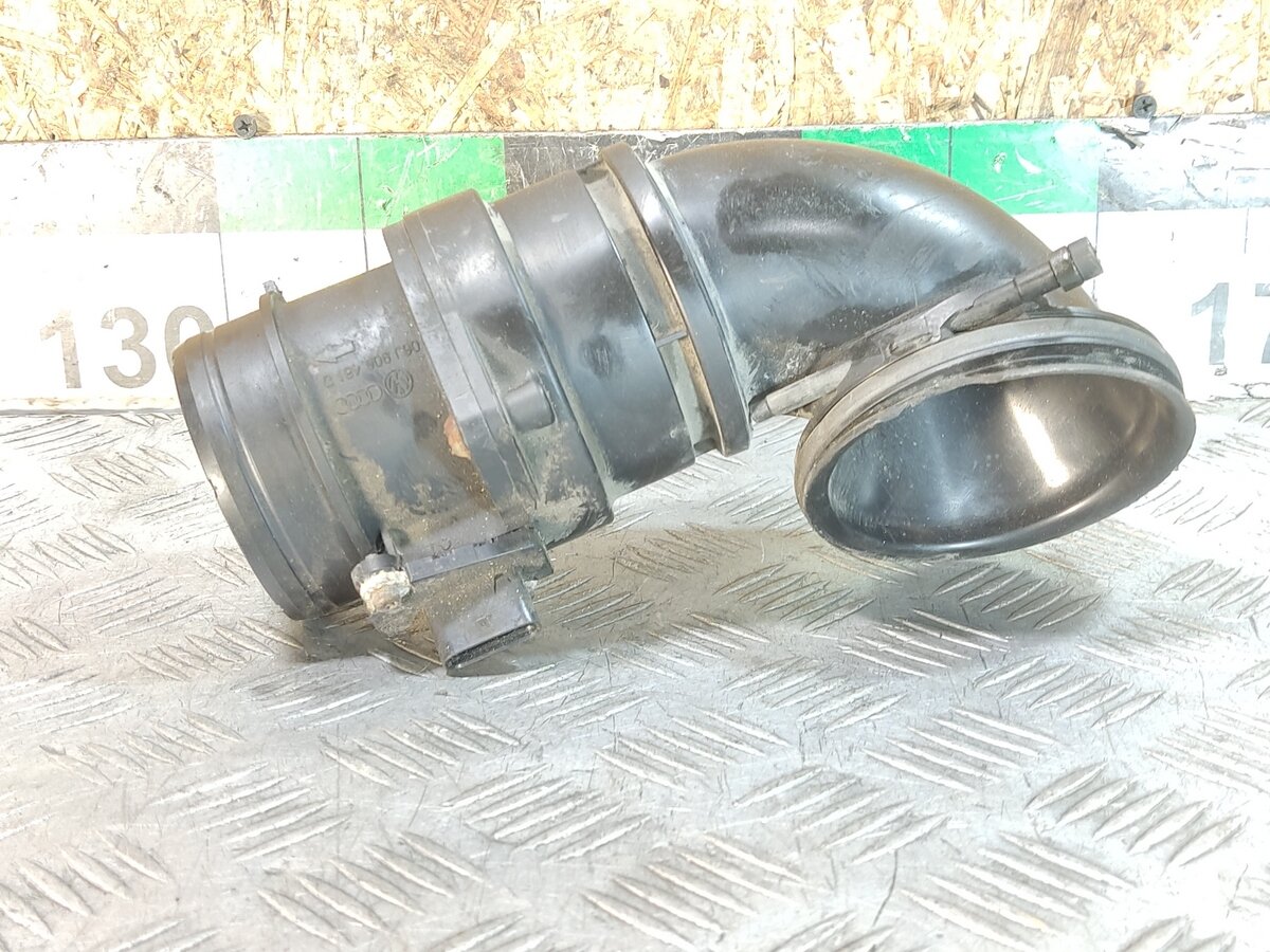 ДМРВ VOLKSWAGEN Touareg 2010 2018 06J906461D