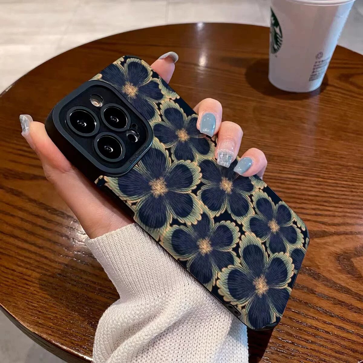 Чехол для iPhone 16 Pro из силикона с цветочным принтом по всей поверхности, премиум мягкий чехол из ТПУ для iPhone 16