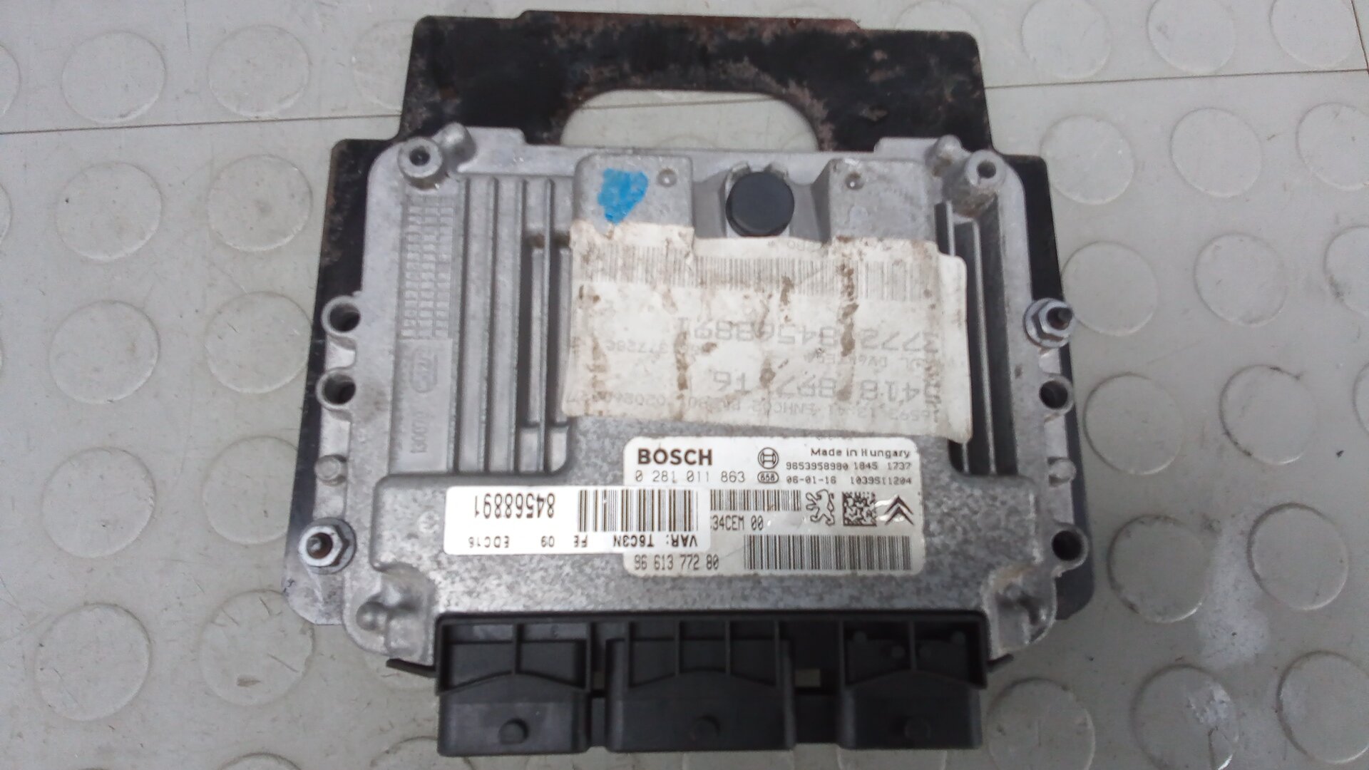 Блок управления двс PEUGEOT 307, Номер 0281011863