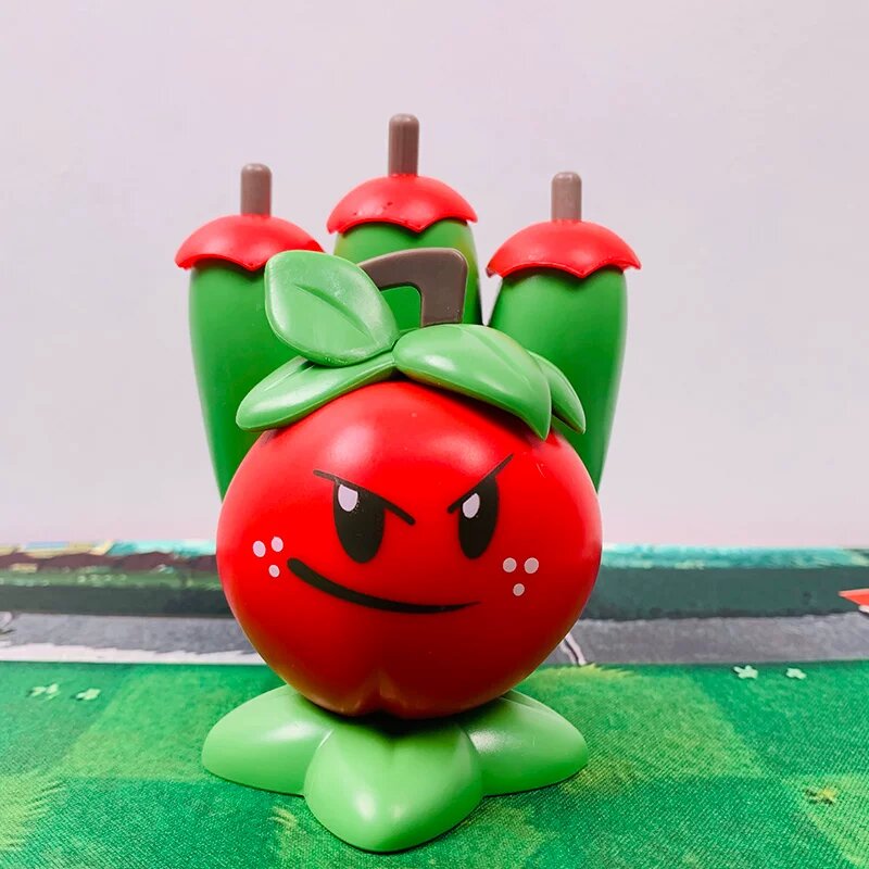 Игрушки Plants vs. Zombies: Apple Mortar, Pursuit Cannon, Mulberry Blaster, Apple Cannonball, Ice Watermelon Thrower.