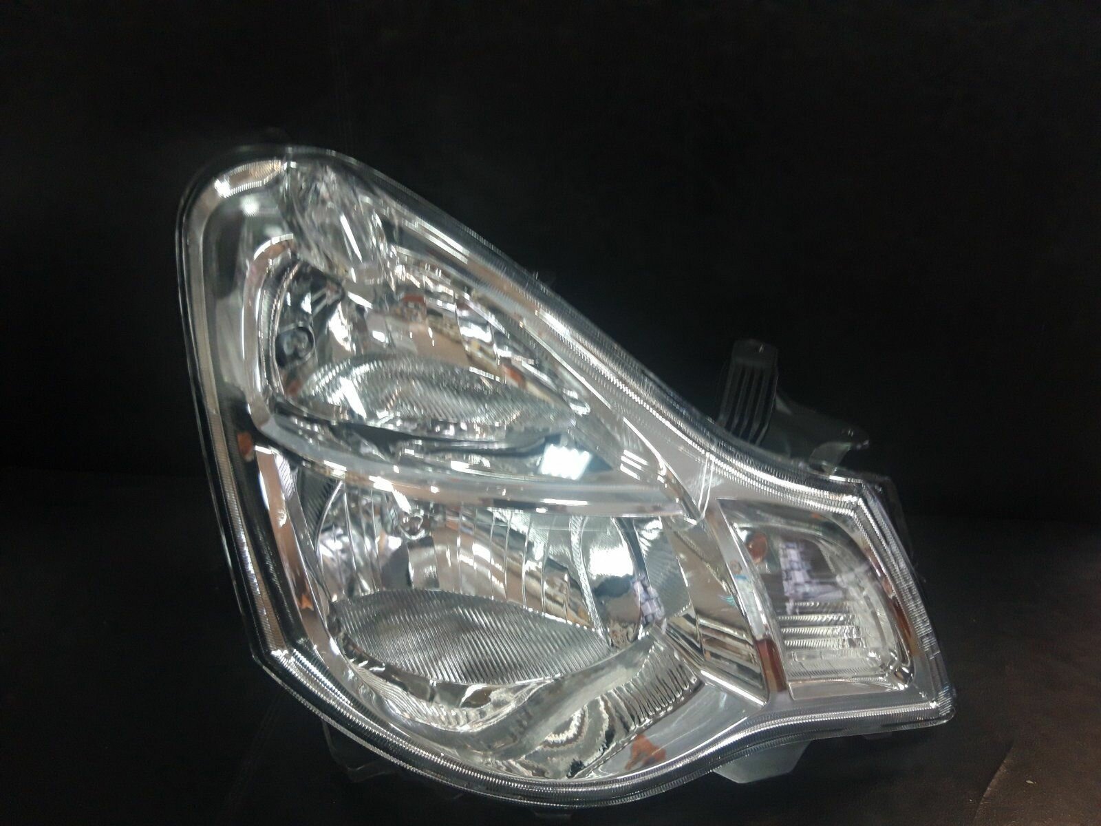 Фара передняя правая ниссан алмера G15 Nissan almera 2012-2018 под электрокорректор