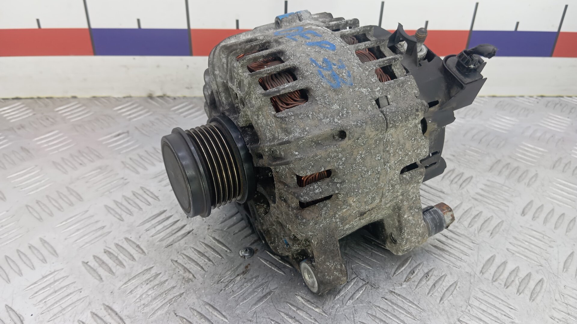 Генератор дизельный FORD FOCUS 3, Номер AV6N-10300-GC