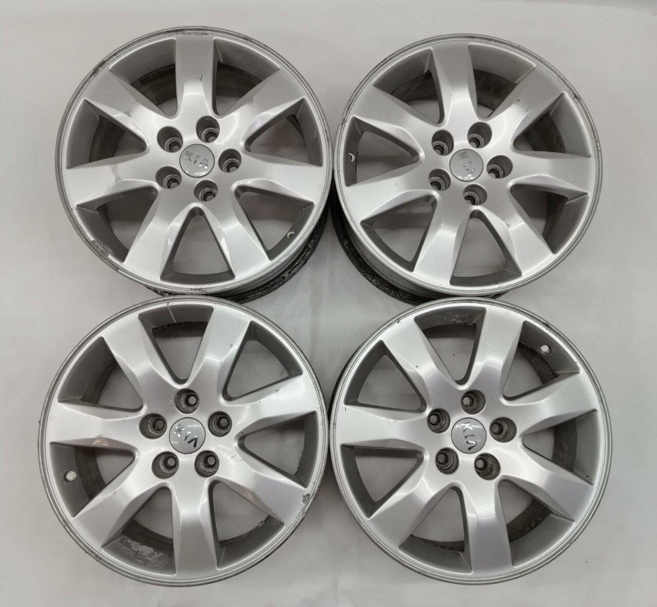 Комплект (4 шт) колесных дисков Kia 17x7 PCD 5x114.3 D67.1 ET41 (оригинал)