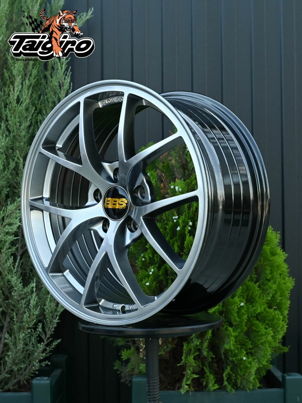 Taigiro Топ дизайн Колесный диск Литой 17x7.5 PCD5x110 ET40 D73.1 Темное серебро