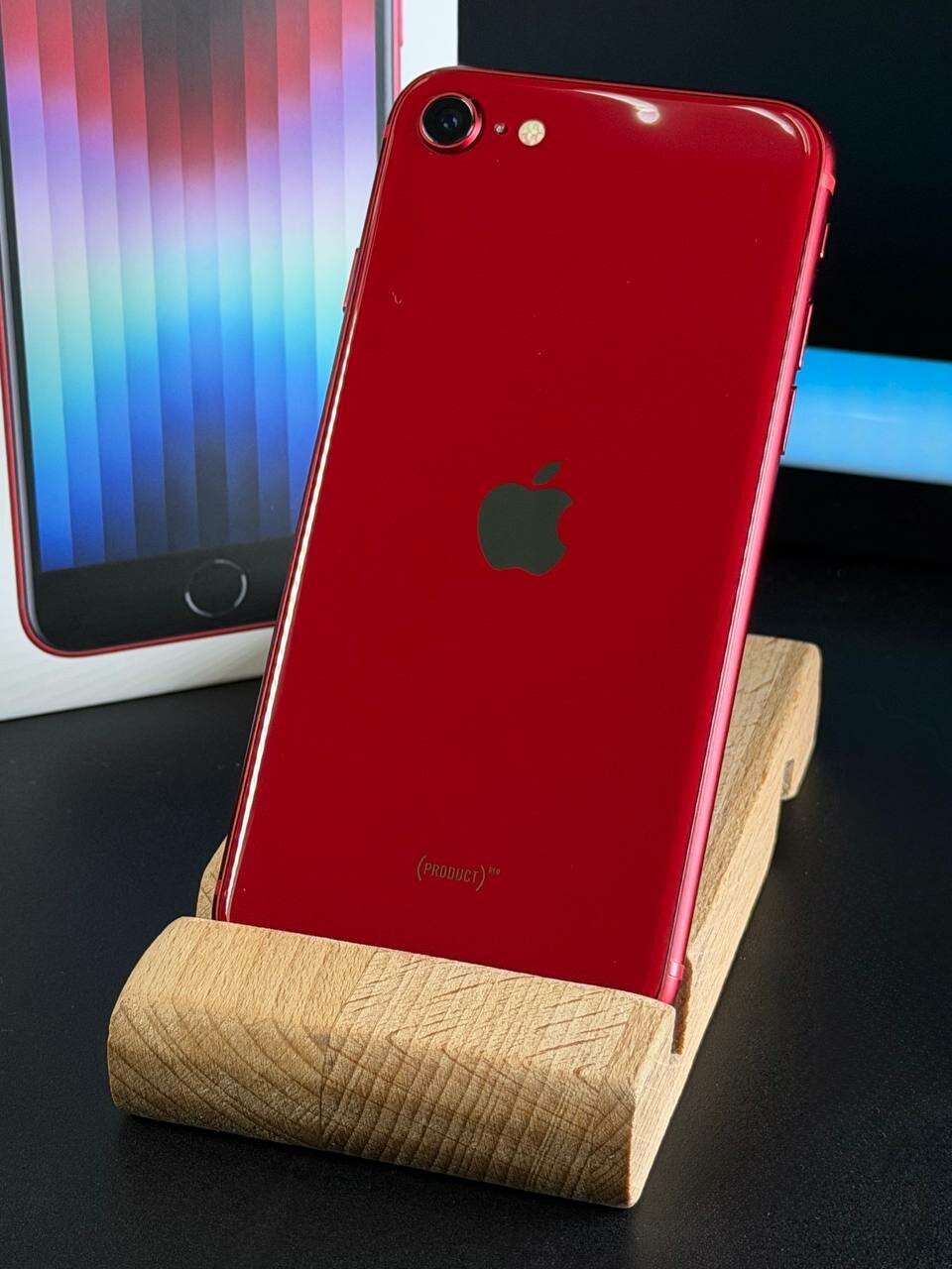 Смартфон Apple iPhone SE 2022, 64gb, Red, ZP, nano SIM + eSIM, ёмкость аккумулятора 100%, не менялся