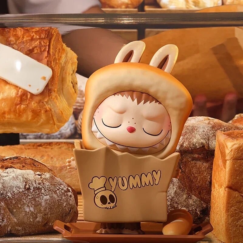 Фигурка POP MART THE MONSTERS, серия "Почти скрытая", цвет Bread Bag