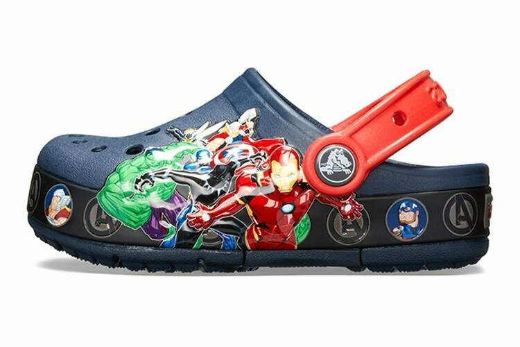 Сандалии MARVEL x Crocs
