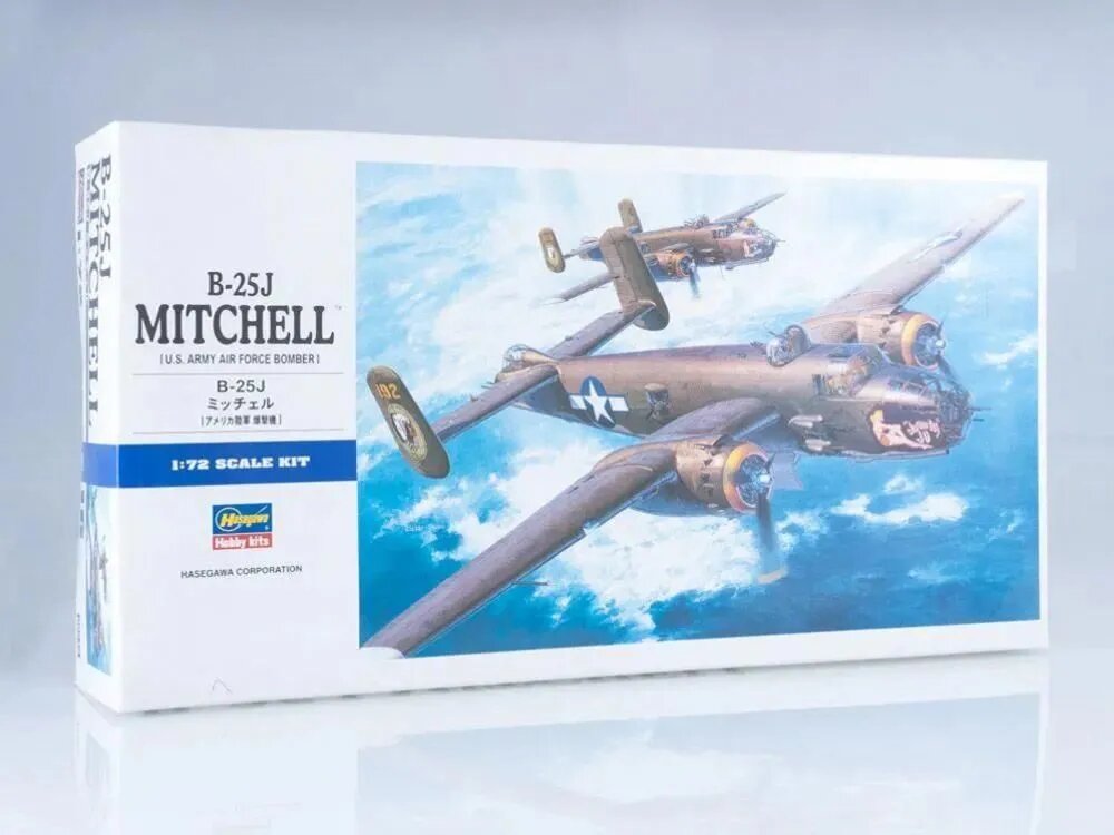 Сборная модель самолета Самолет B-25J MITCHELL E16, масштаб 1/72, 1