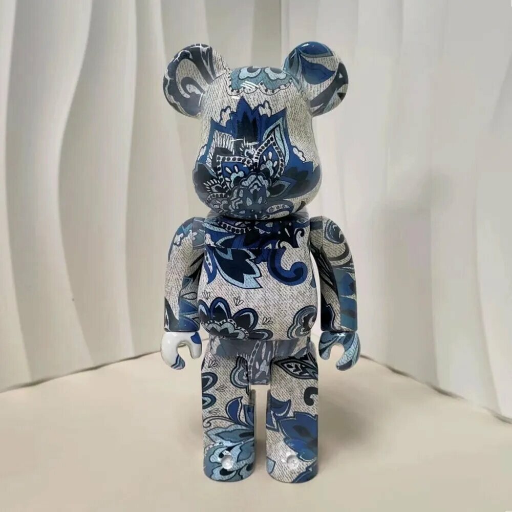 Игрушечная Статуя Медведя Bearbrick 28cm-Голубой и белый фарфор