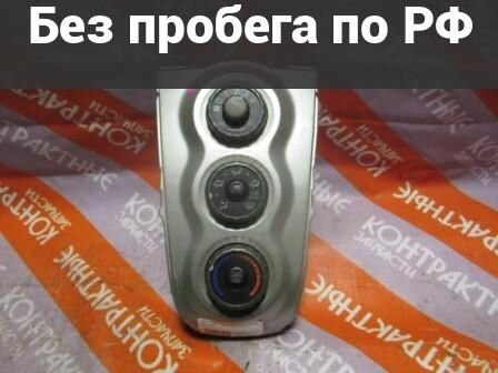 Блок управления климатконтролем с пробегом Toyota Vitz SCP90