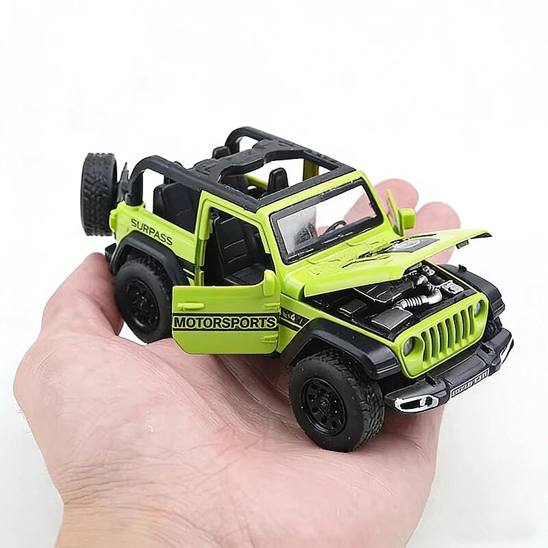 Металлическая машинка-трансформер Jeep Wrangler 1:36 YZ35101-Green