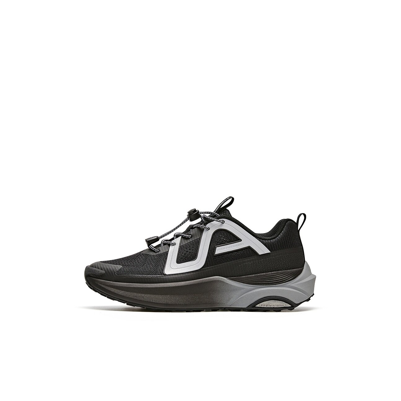 Ботинки Under Armour, размер EU 33 стопа (20,5CM), черный — фото 1