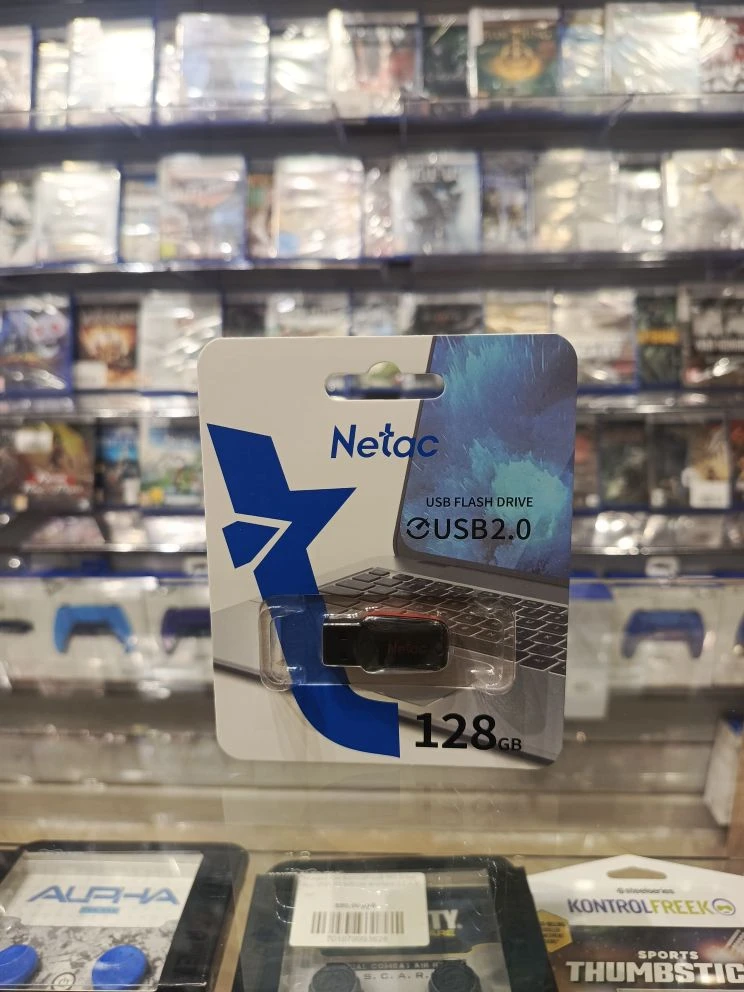 USB 128GB Netac U197 mini чёрный/красный(SPC)