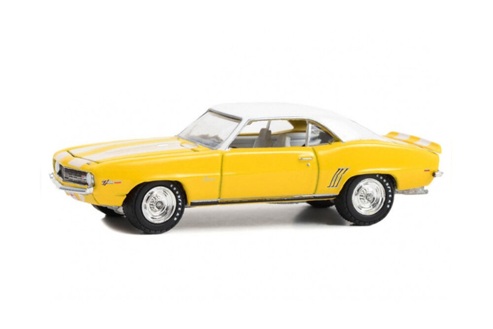 Модель коллекционная GREENLIGHT Chevrolet camaro Z28 (lot #1043) 1969 daytona yellow (длина модели 6-10 см)