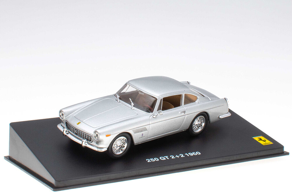 Модель коллекционная ALTAYA Ferrari 250 gt 2+2 1960 grey