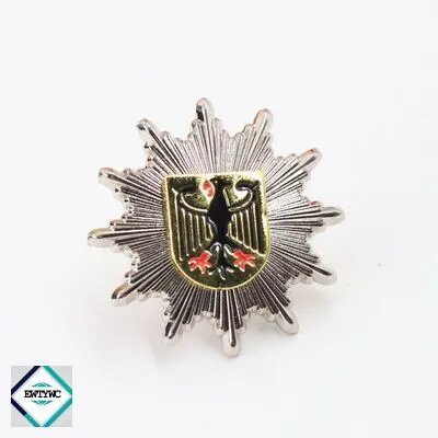 Герб Германии металлический значок ретро