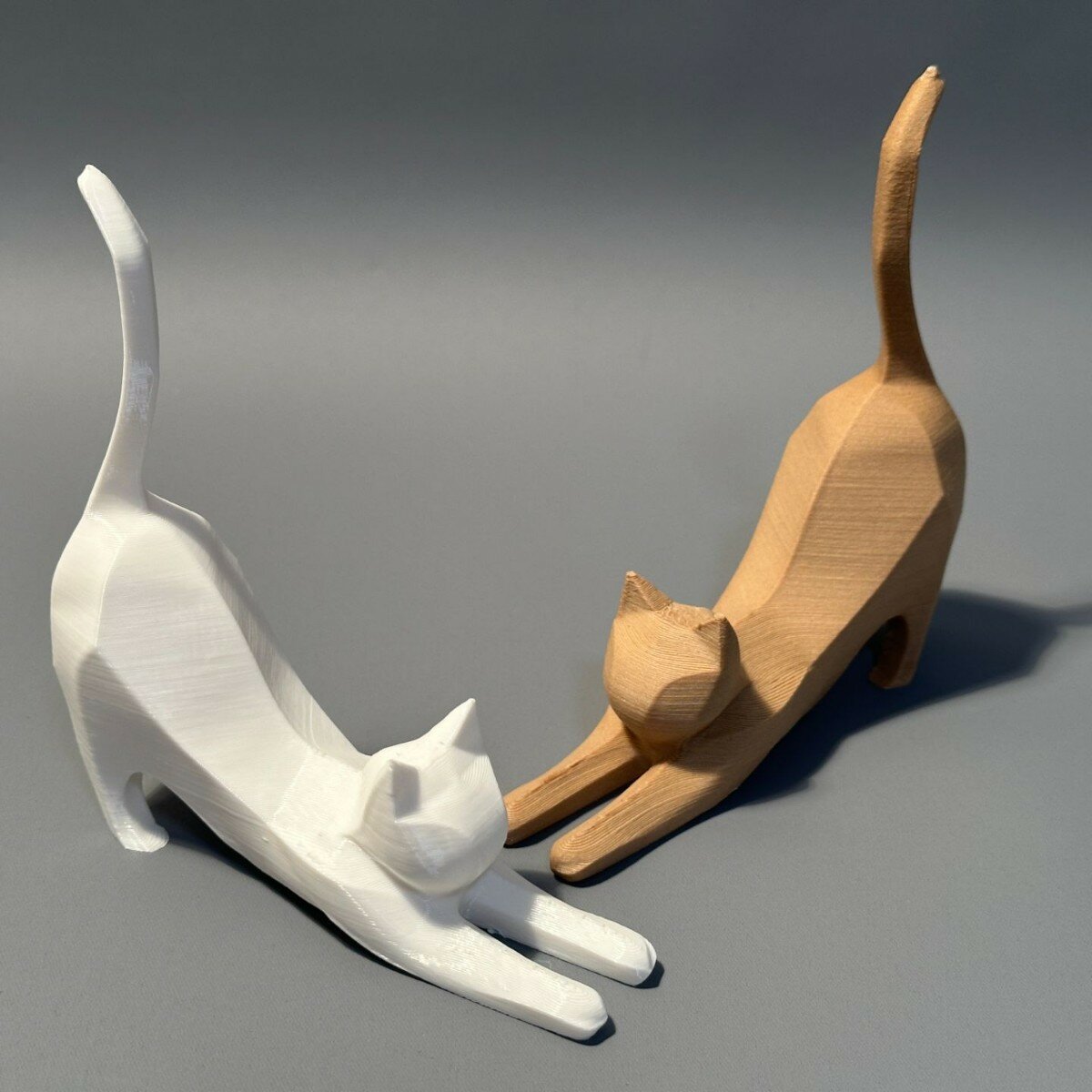 Креативные мини-украшения в виде кошек, 3D-печатные милые мини-кошечки, прислонившиеся на руках кошки.