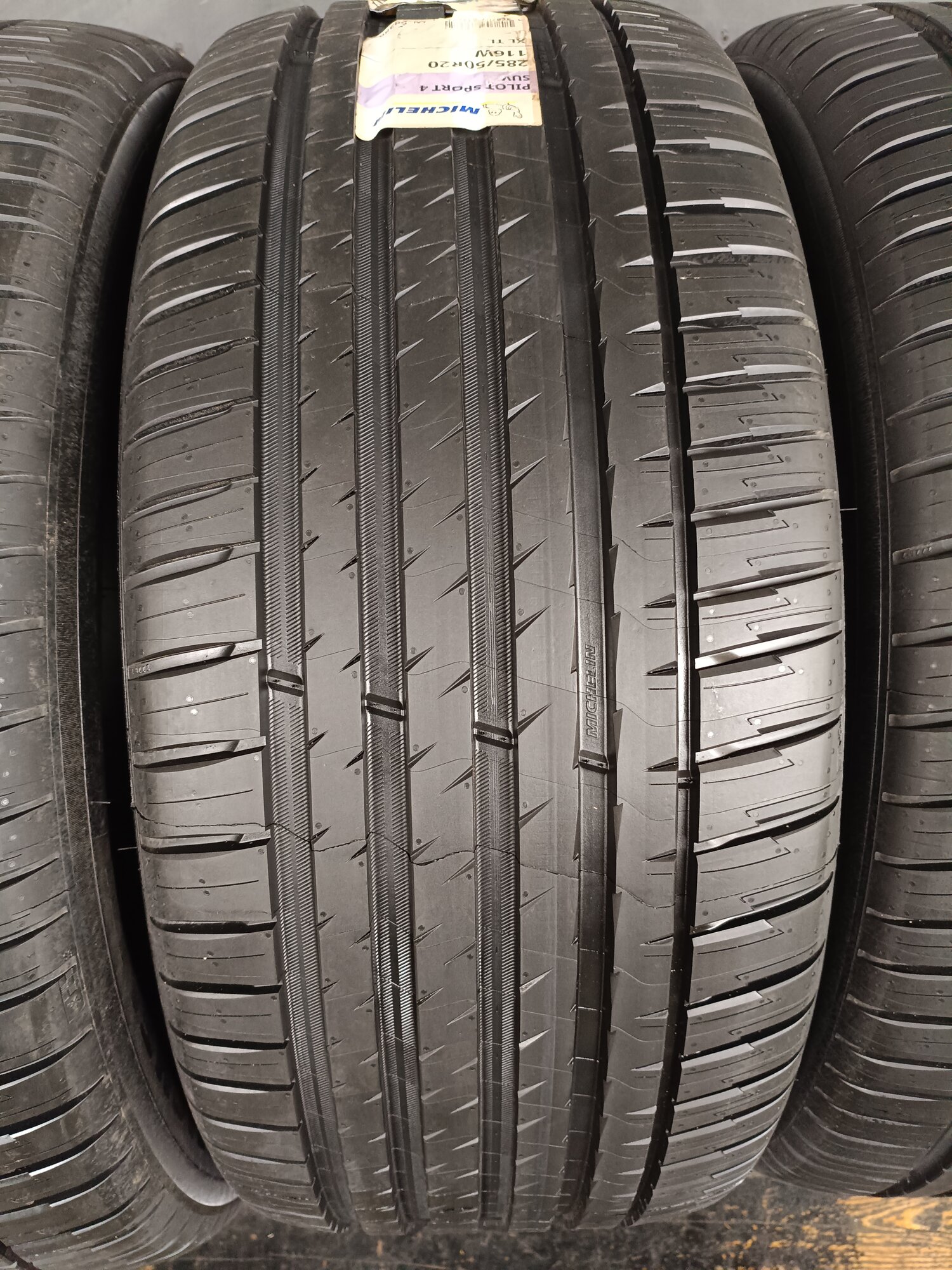Michelin Pilot Sport 4 SUV 285/50 R20 118W