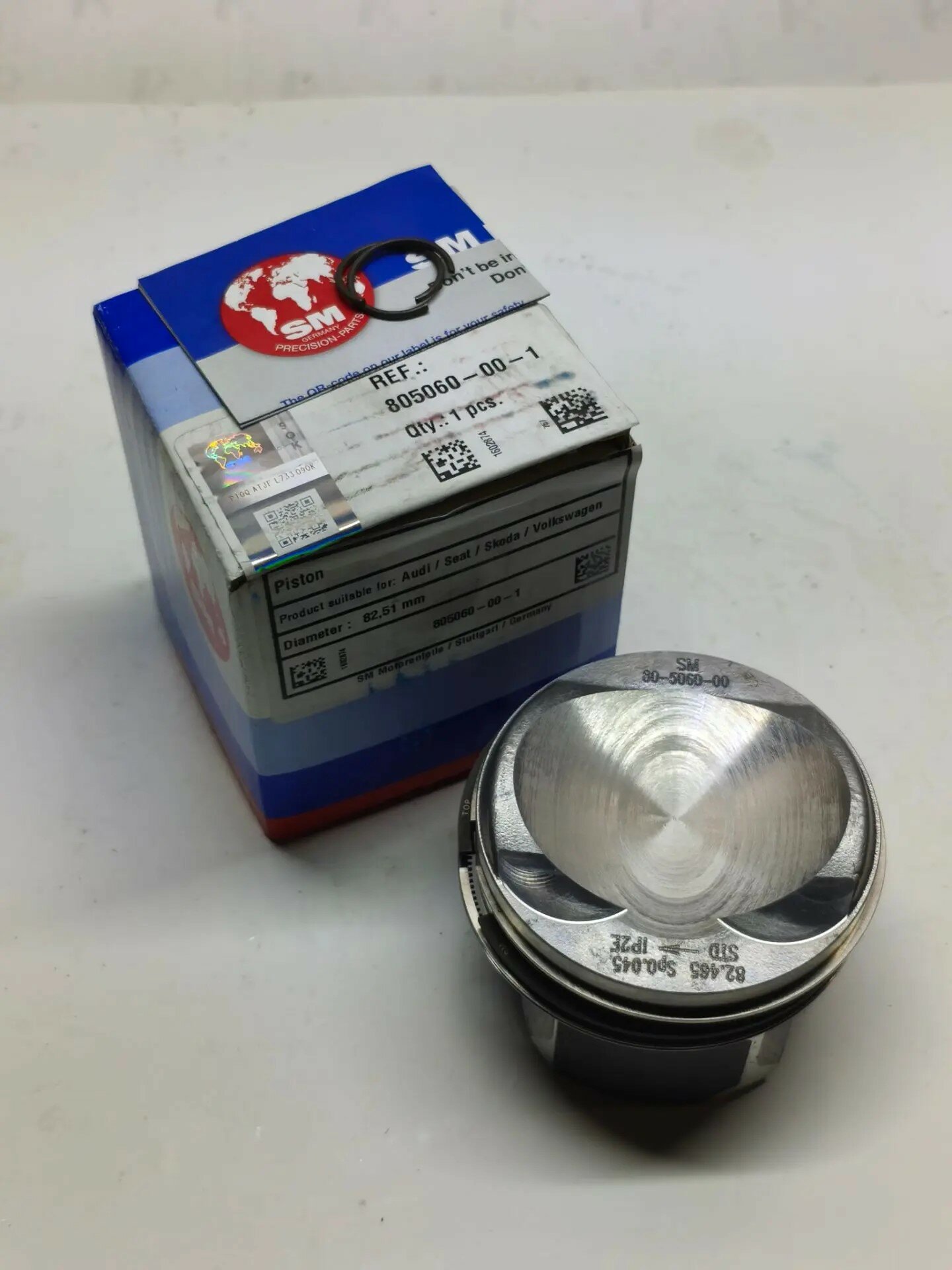 Поршнекомплект (поршень+кольца+палец) Audi/VW 1.8TFSI d82.51 STD (06H 107 065 BK) SM