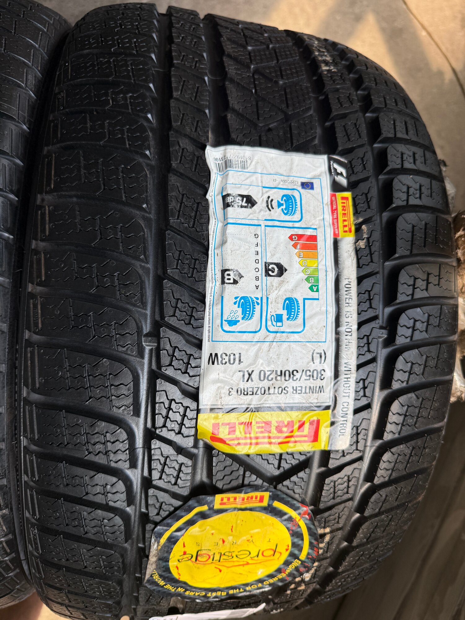 Pirelli Winter Sottozero 3 305/30 R20 103W