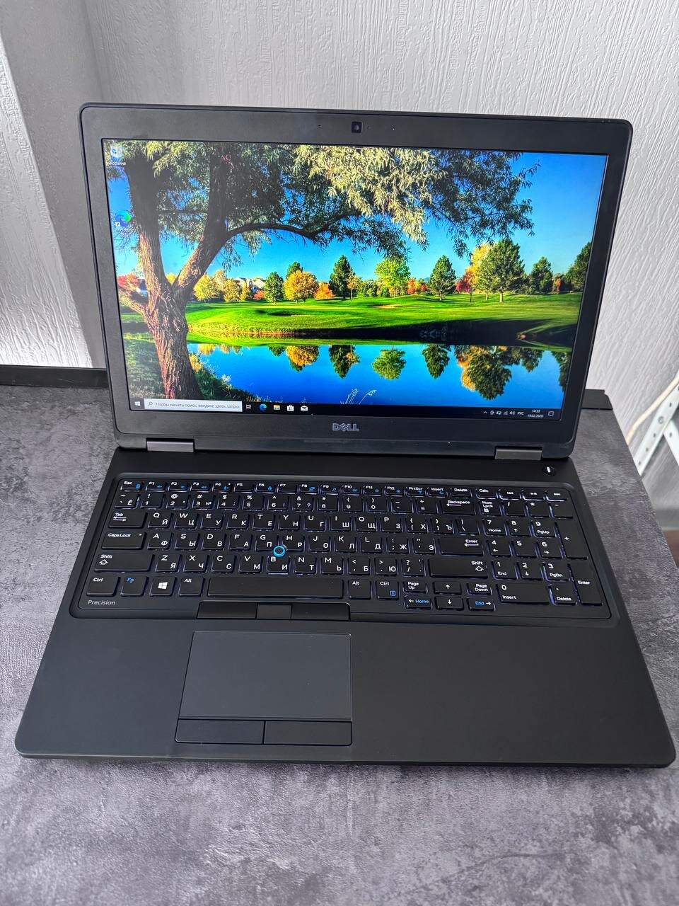 15.6" Ноутбук DELL Precision 3520, Intel Core Xeon E3-1505M 3.0 ГГц, RAM 8 ГБ DDR4, SSD 256 ГБ, NVIDIА Quаdrо М620 4 ГБ