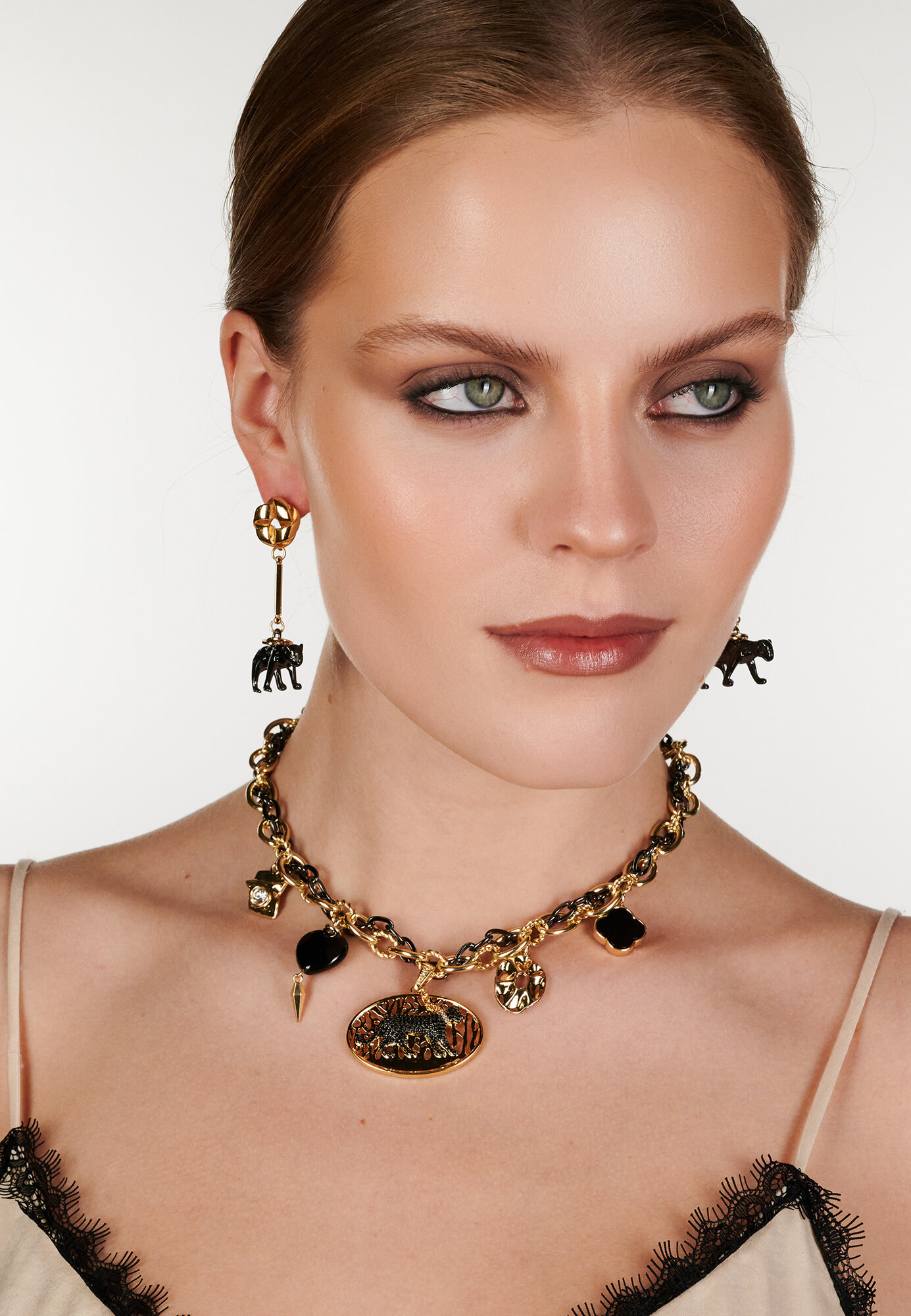 Колье, циркон, металл