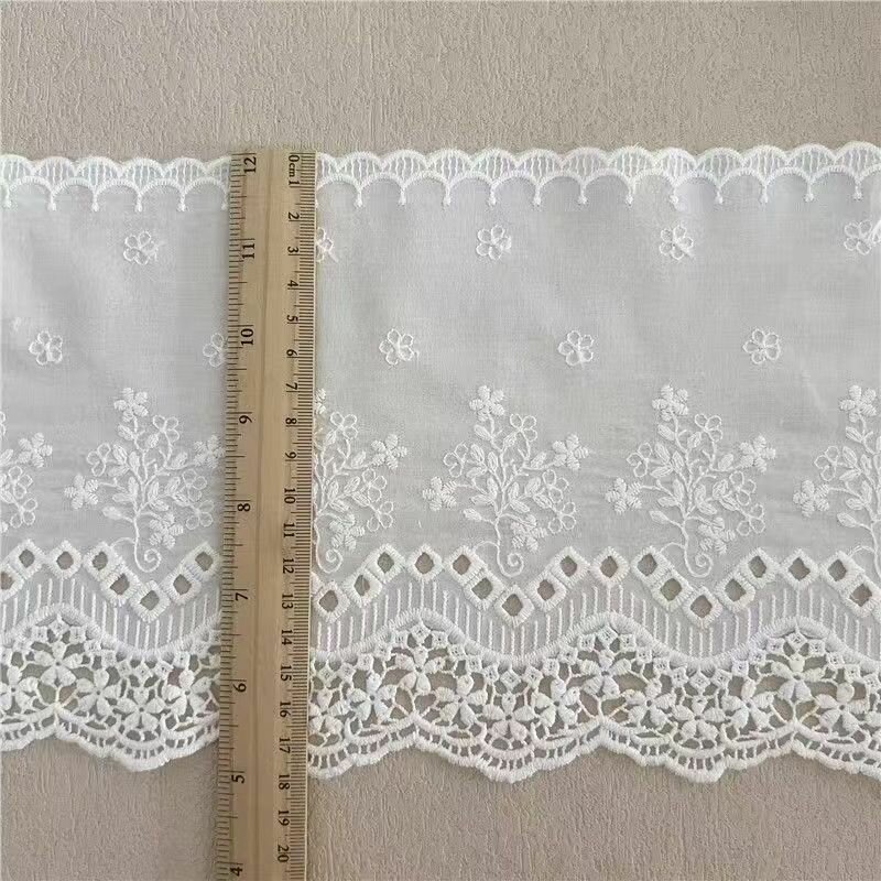 Кружево на батисте, молочно-белое шитье 18*100 см
