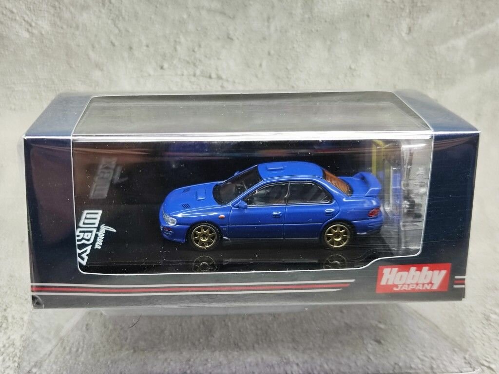 HobbyJapan Коллекционная модель Subaru Impreza GC8 в масштабе 1:64 с аксессуарами