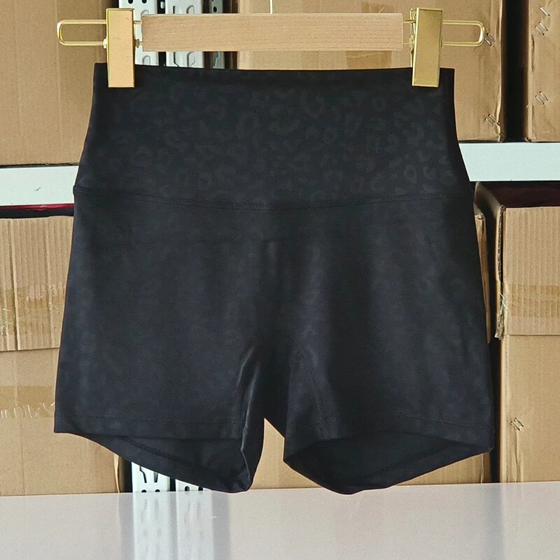 Шорты спортивные