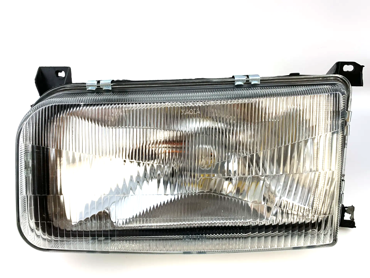 Фара левая VW Passat B3 (AP)